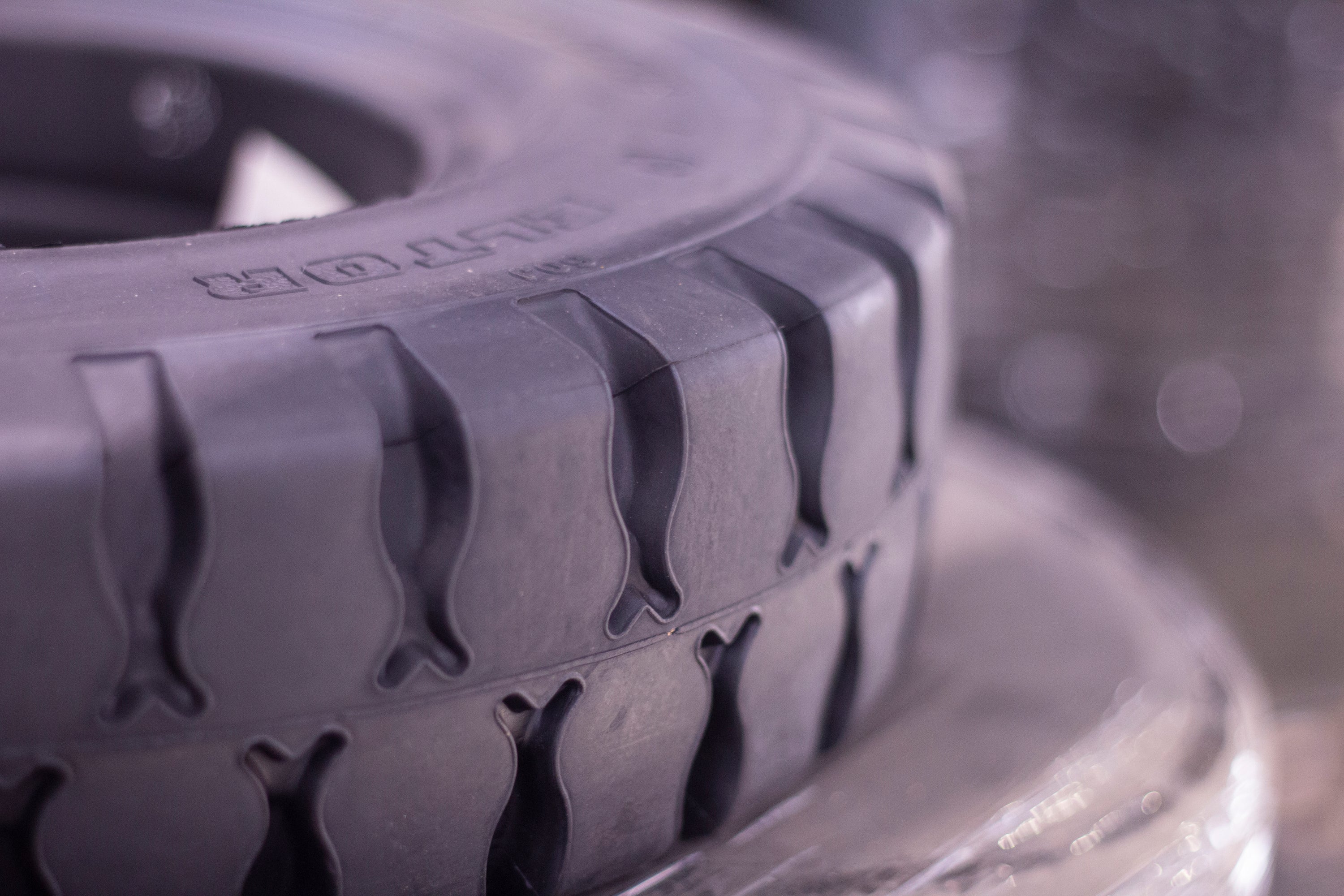 Marangoni Industrial Tyres