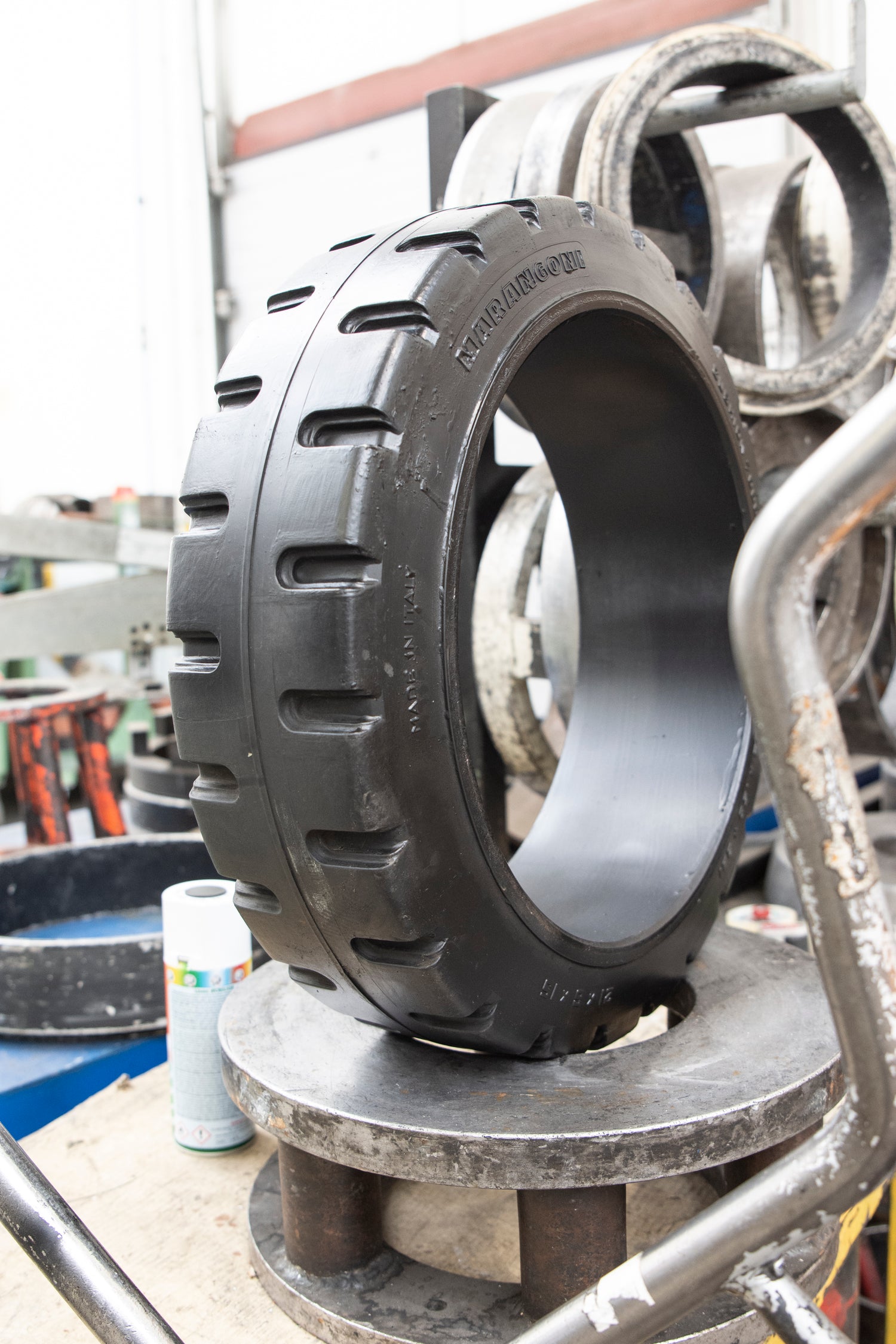 Marangoni Industrial Tyres